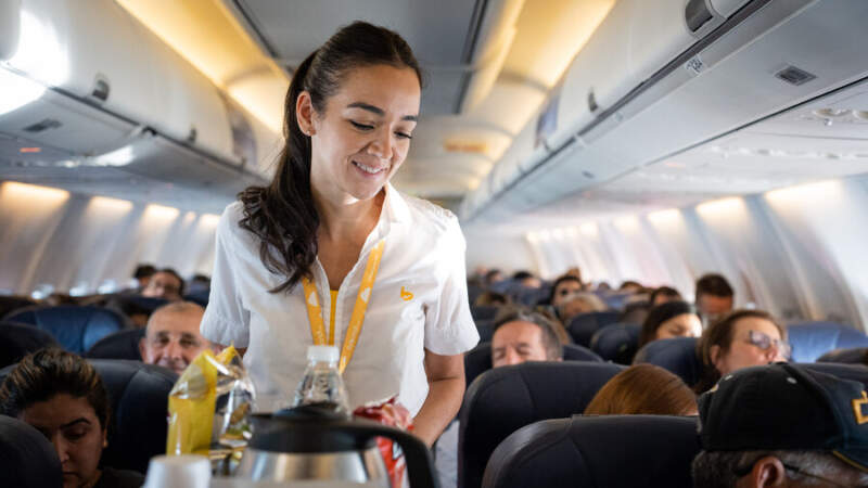 Flybondi comemora 5 anos de operação - COLUNA DE TURISMO