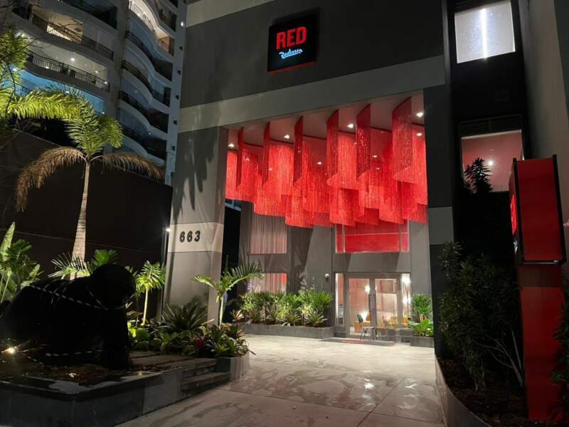 Radisson RED chega em São Paulo com charme, descontração e estilo único ...