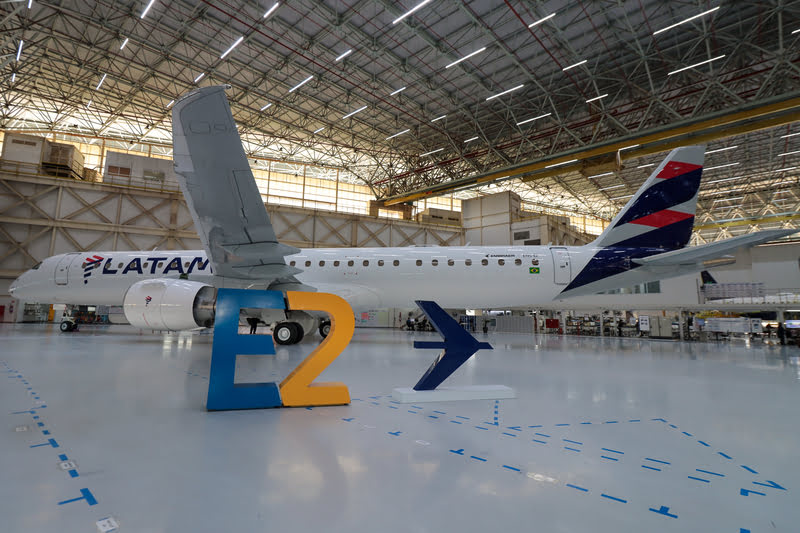 LATAM revela seu primeiro E195-E2 - COLUNA DE TURISMO
